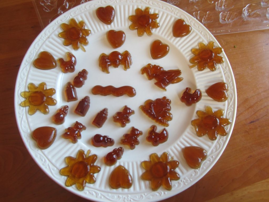 Our Top 10 Favorite Dye-Free Candy and Gum – All Natural Mom